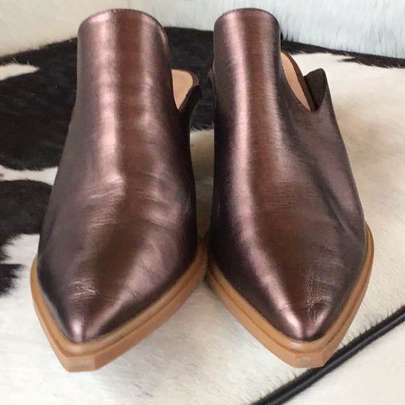 Sbicca | Shoes | Sbicca Bronze Mules | Poshmark